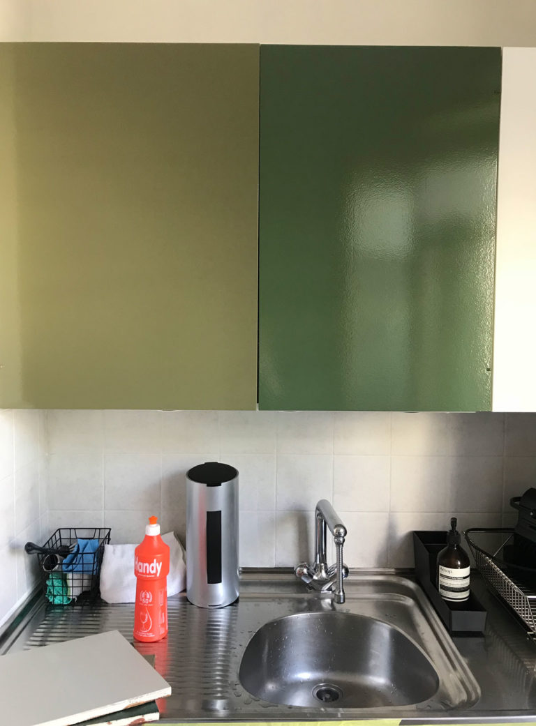 A dark green Ikea kitchen makeover | The Gem Picker